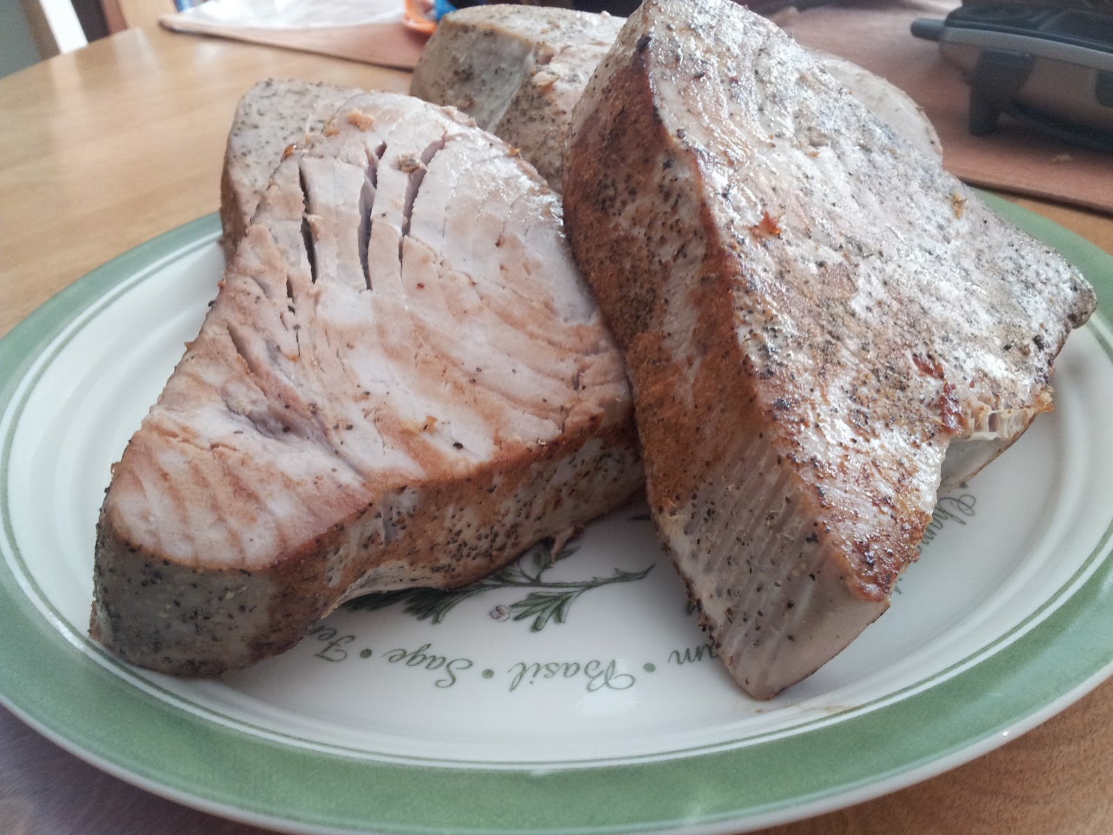 Munch by Denise: Sashimi Grade AAA Ahi and Yellowfin Tuna Loin Testing!