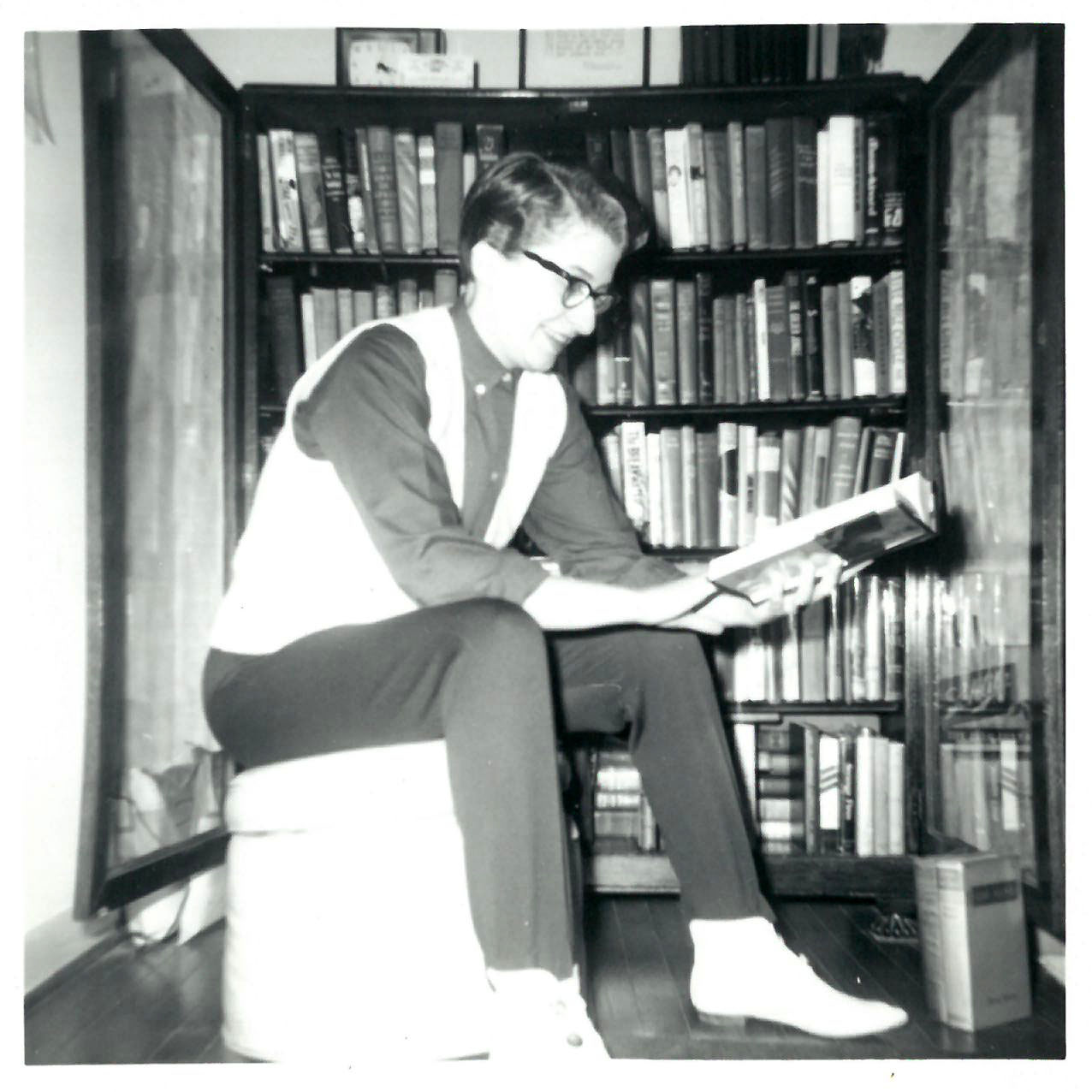 QUEEREST. LIBRARY. EVER.