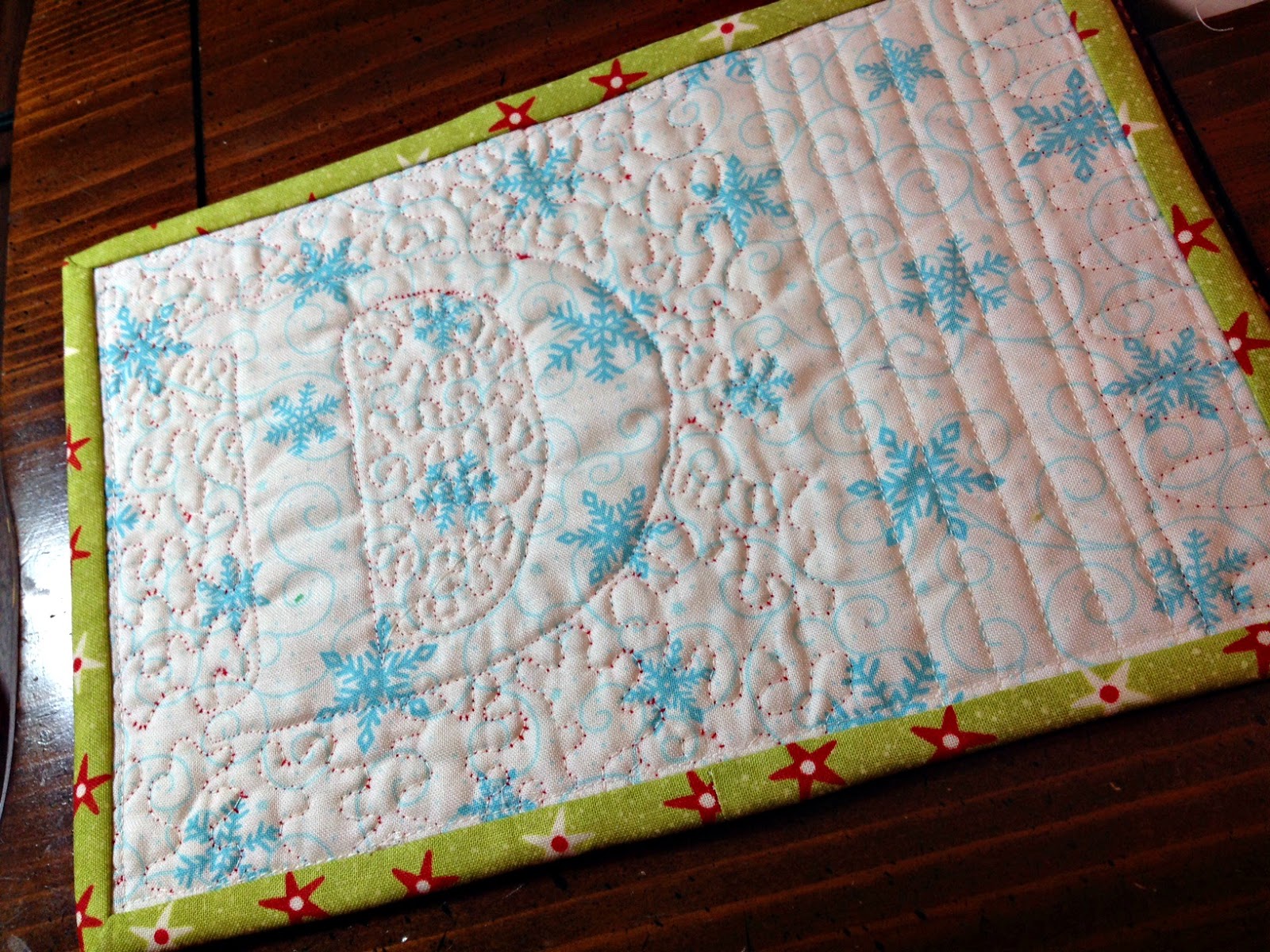 Studio Dragonfly: Holiday Initial Mug Rug Tutorial