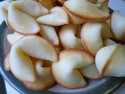 Homemade Fortune Cookies for Chinese New Year