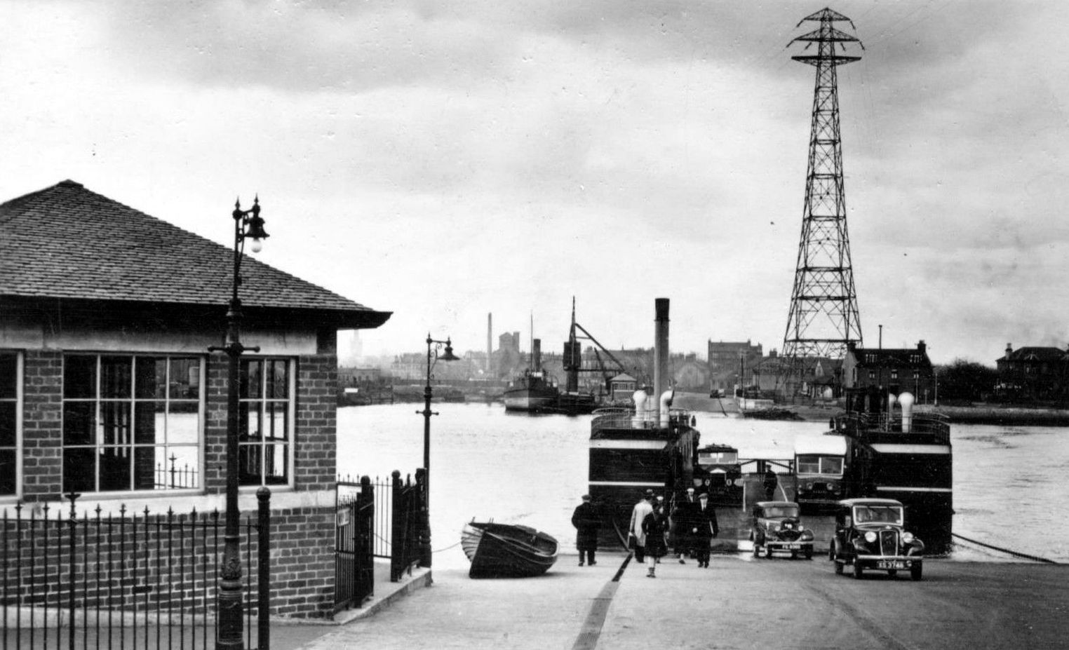Tour Scotland: Old Photograph Yoker Ferry Renfrew Scotland