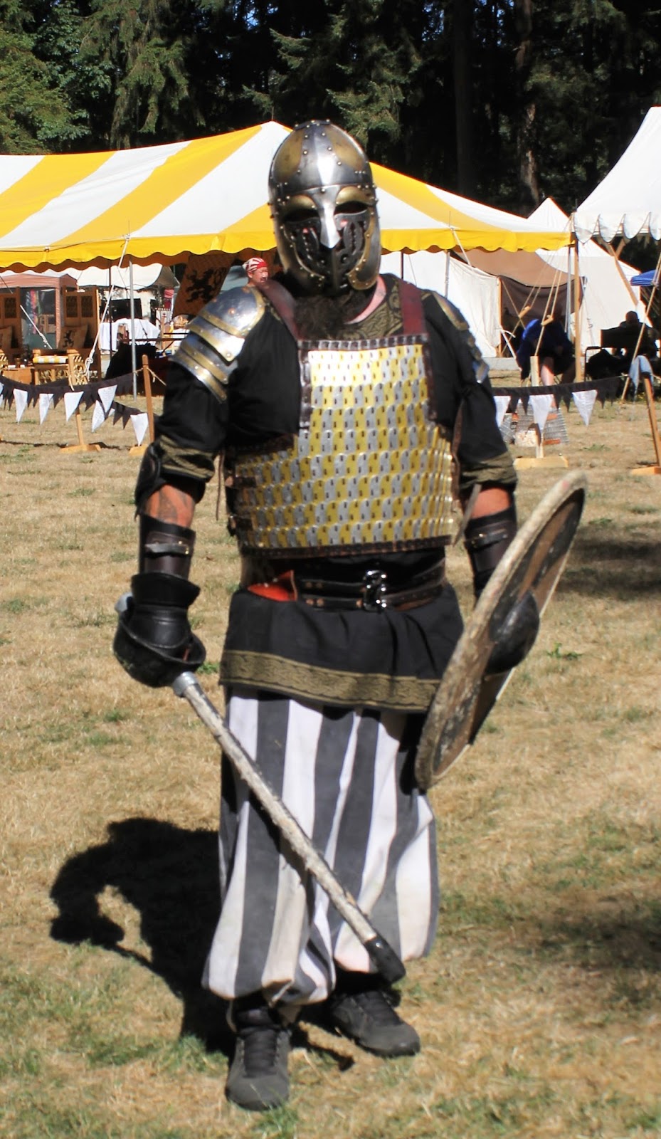 Greate Book of Fighters: 259_Kingdom of An-Tir_Shire of Coill Mhor_Sir ...