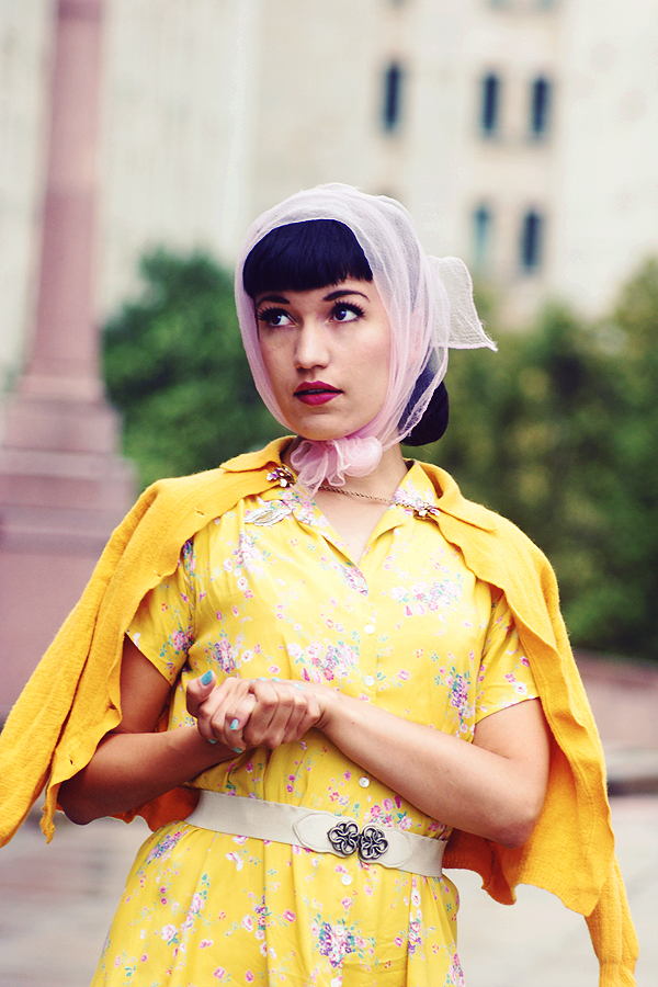 LESYA RAY POMINOVA PHOTOGRAPHY