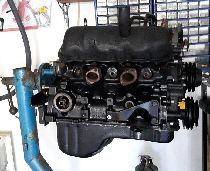 Sunbeam Alpine Series 3 conversion to V6 2.8: Alternator bracket test