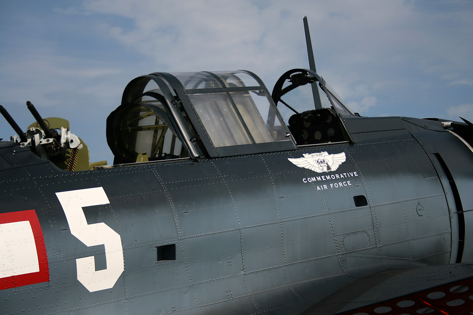 A mile of runway will take you anywhere.: Thunder Over Michigan 2011