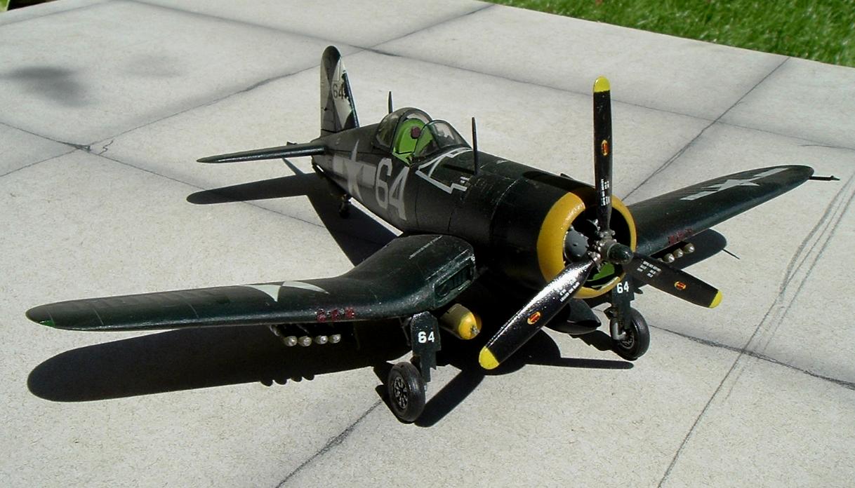 Jolly Rogers Modelismo: Bienvenida y 1er artículo: F4U-1D Academy en 1/72
