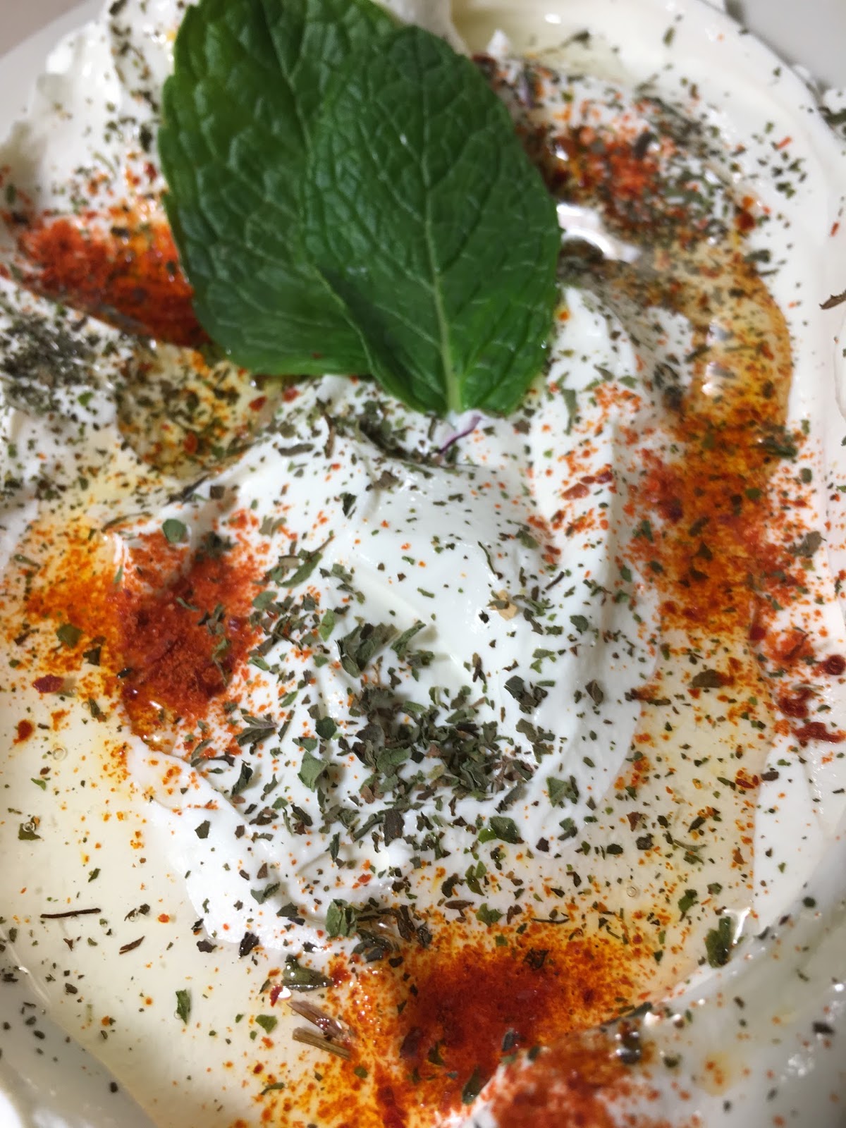 How To Make Lebni (Labneh) From Yogurt: The Best Recipe