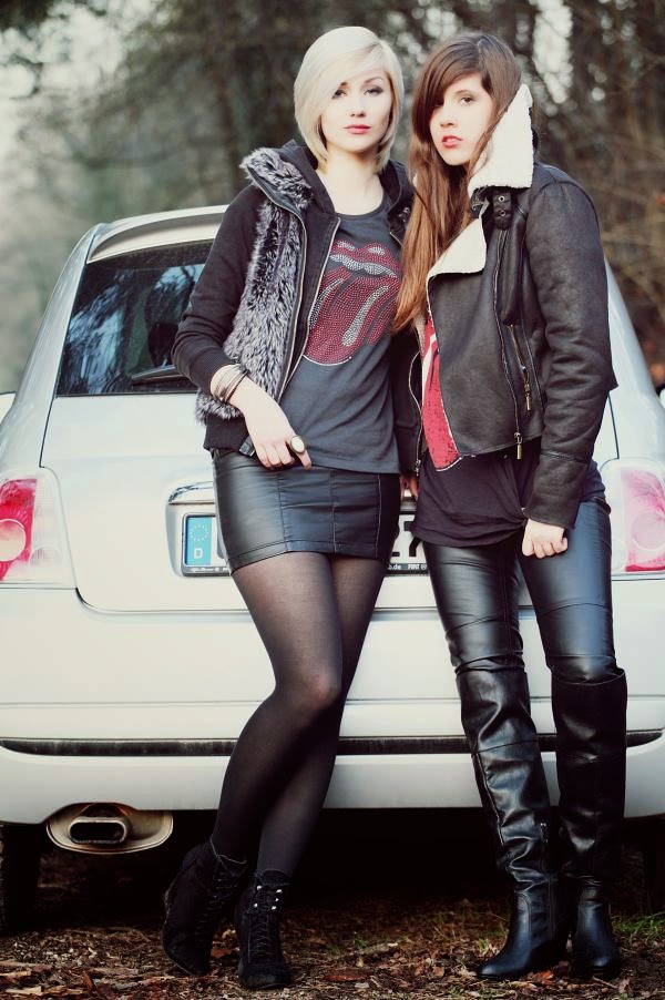 Hochmütig Deutsch Frauen in Leder / Arrogant German Women In Leather ...