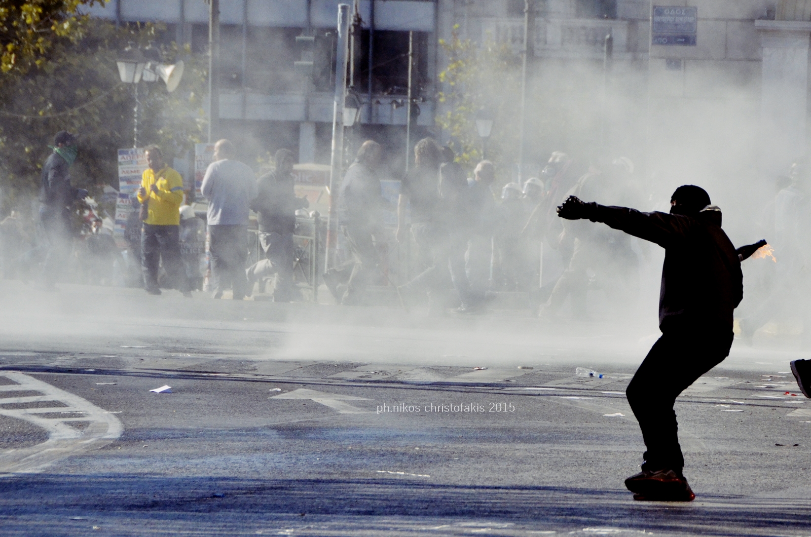 Nikos Christofakis photojournalist: riots throwing Molotov cocktails 12 ...