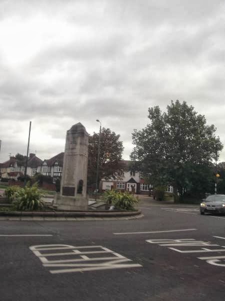 London buses one bus at a time: the return: The R7 Route