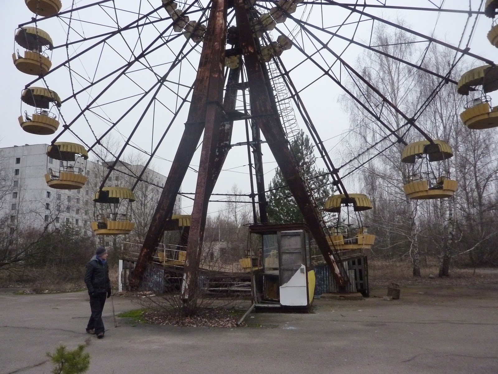 A visit to Chernobyl: Alan in Chernobyl - Part 5 - Pripyat Fairground
