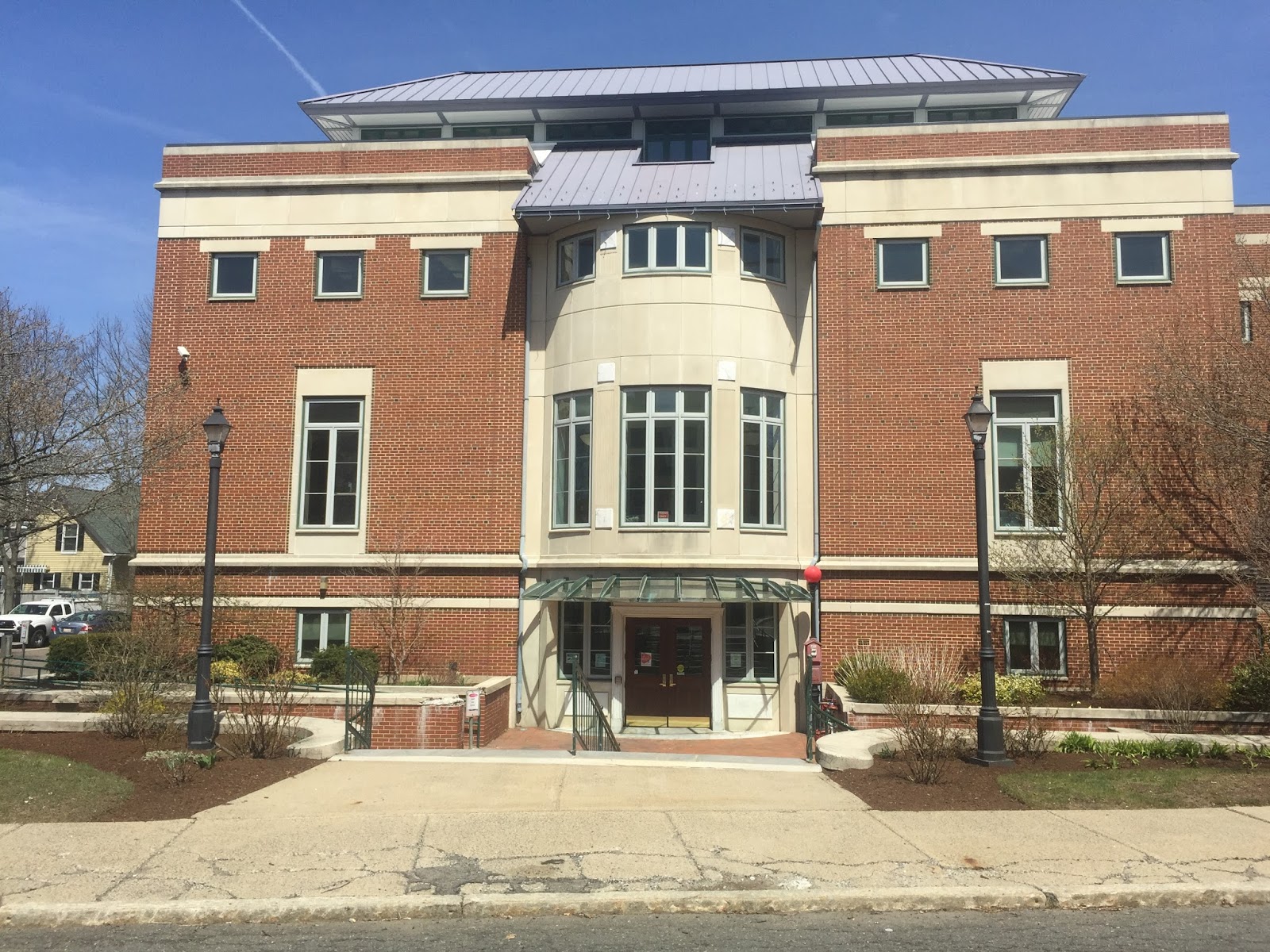 Historians Out & About: Tour De Beverly Public Library. 32 Essex Street ...