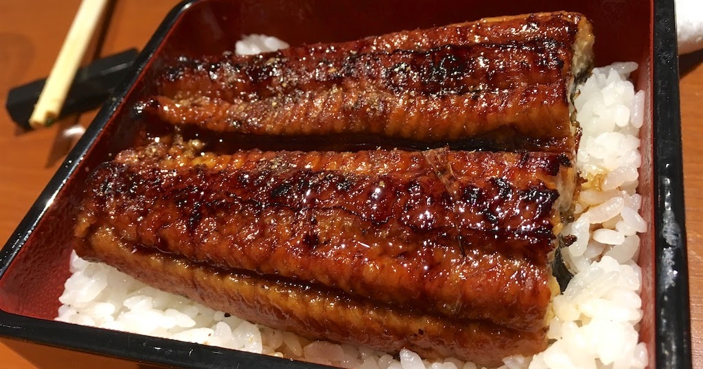 Horizontally yours: Grilled eel on rice by the Grill Tokyo, Siam ...