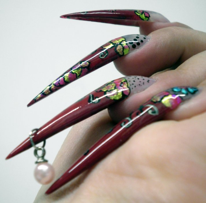 Nail art: Stiletto nail art designs