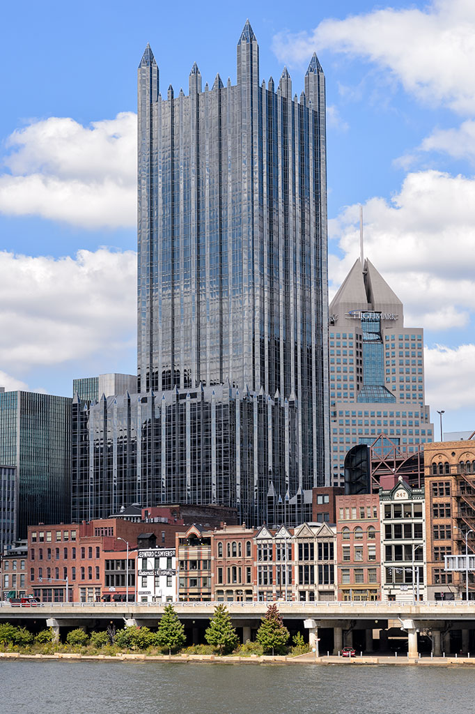 Bubba's Garage: Steel City PEZ Gathering and a Giant Rubber Ducky