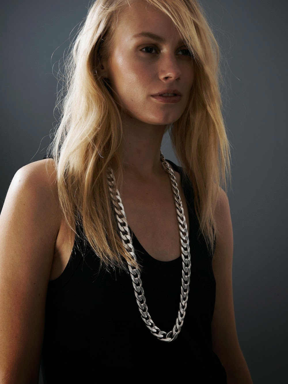 Jenny Bird: Gold and Silver Galore | Yu Fashion