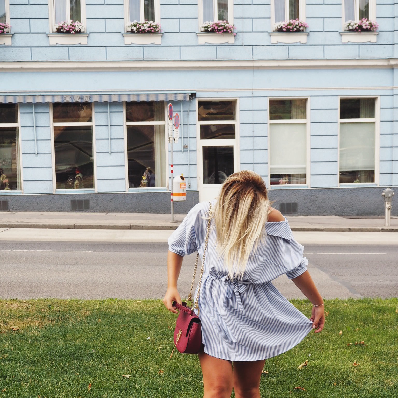 Vienna summer outfit - Baru Sales Lover