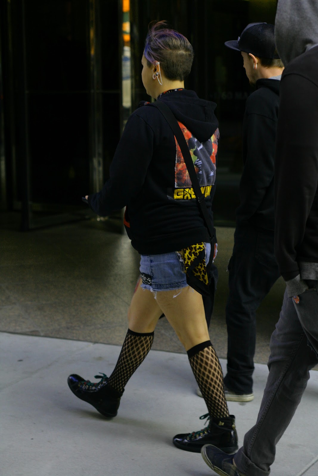 Street Gazing: Philadelphia Daily News Street Gazing column, Fishnet ...