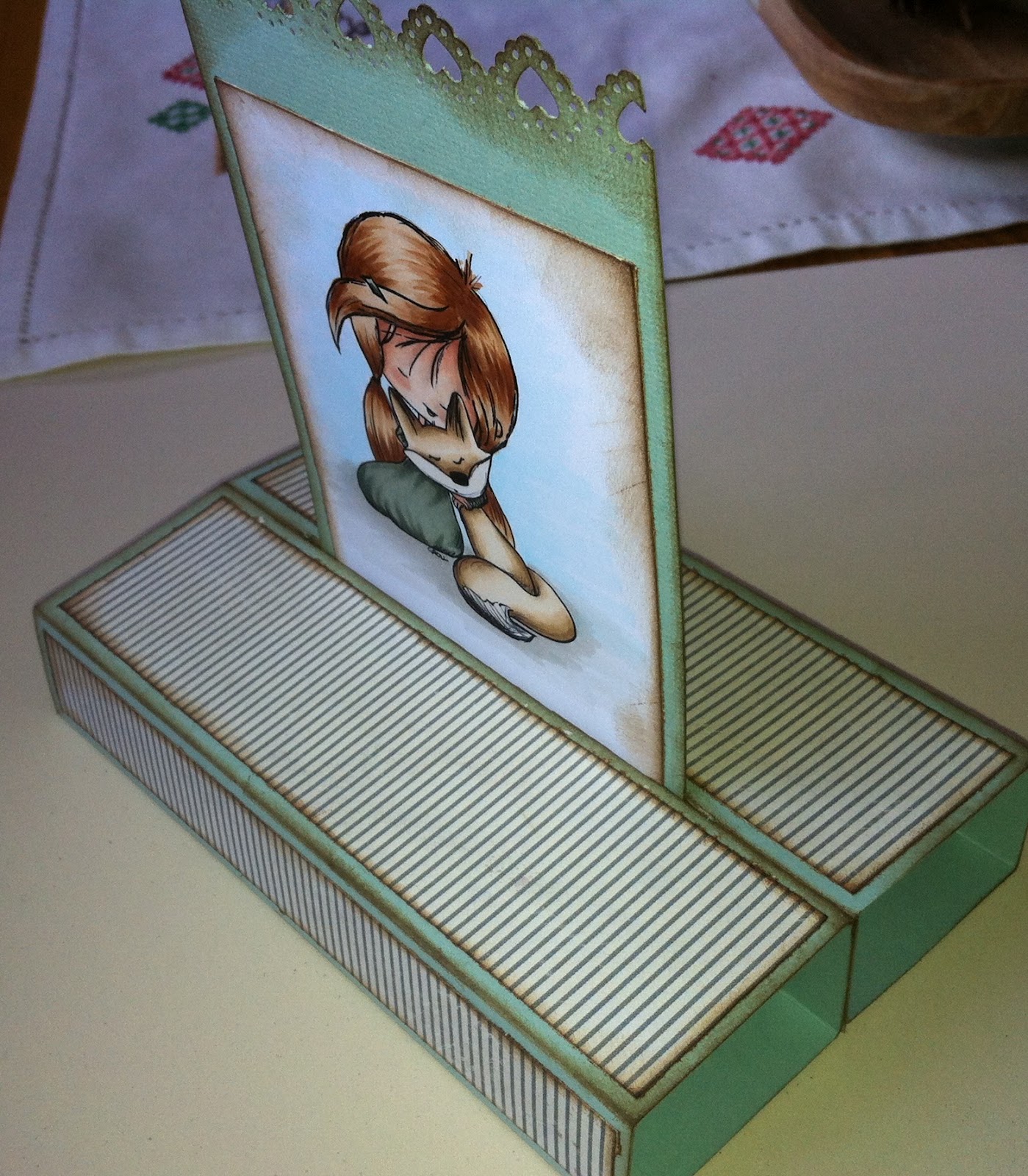 StampARTic: Tutorial- Free Standing Card