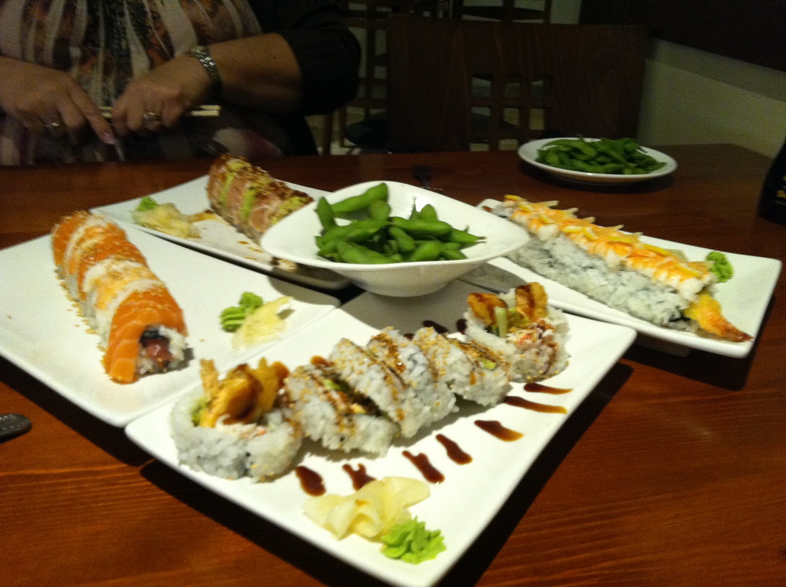 Spicey Not Pricey: 2/1/12- Shogun Assortment of Rolls