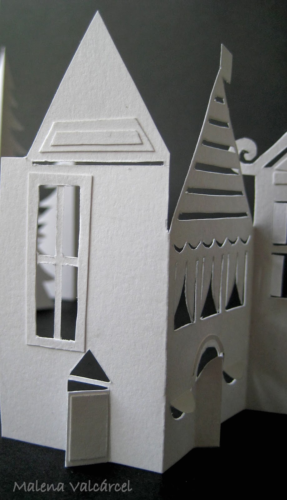 Malena Valcárcel original Art: Casitas de papel / Paper cut houses