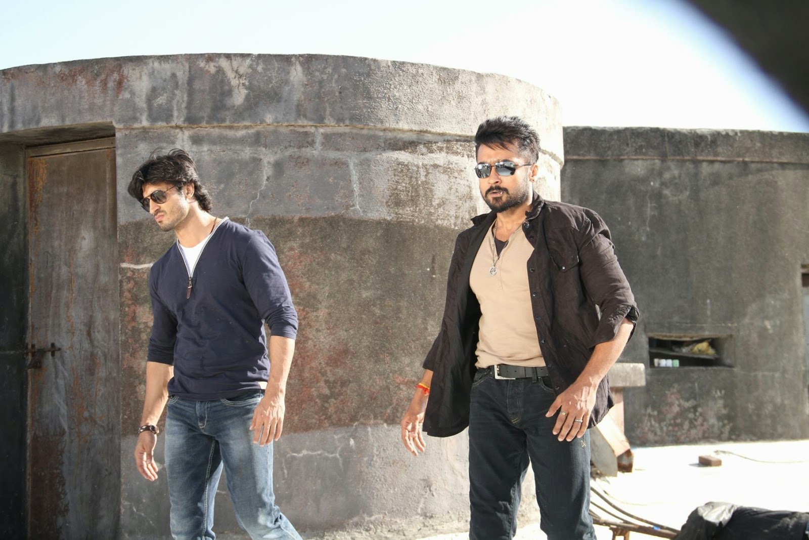 Anjaan (2014) Movie FirstLook Images Photos Gallery In HD - Actor Surya ...