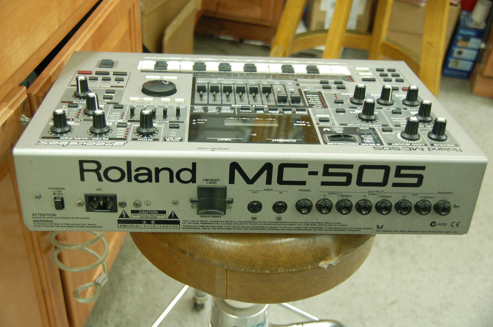 MATRIXSYNTH-B: ROLAND MC-505 GrooveBox