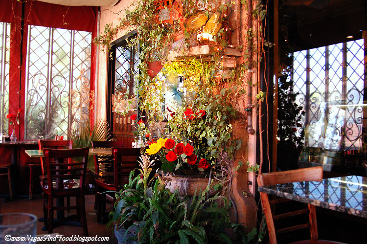 Cafe Verona - Los Angeles - Vegas and Food