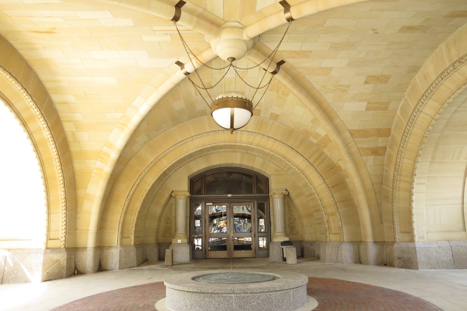 Nomadic Newfies: Milwaukee's City Hall