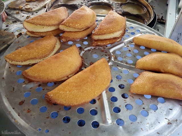 Being Hildaladida: Famous Penang Apong Guan @ Jalan Burmah