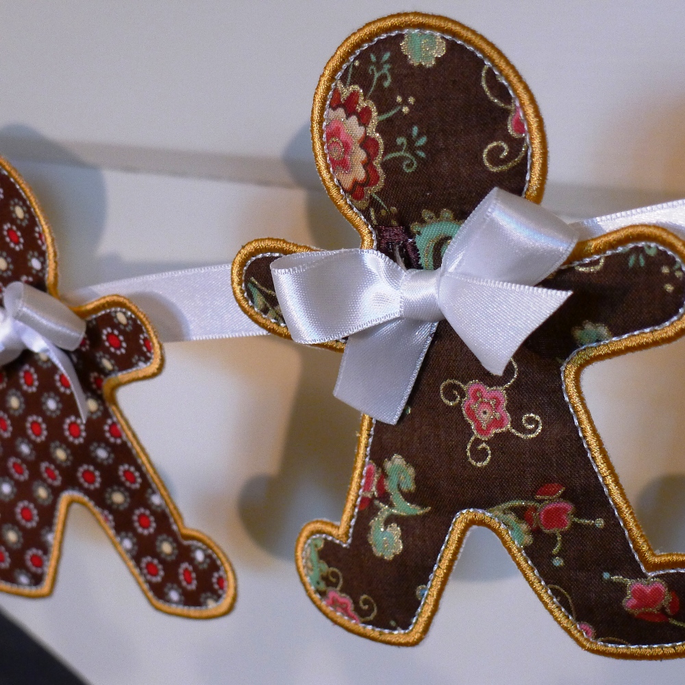 Big Dreams Embroidery: GINGERBREAD MAN BANNER In The Hoop Machine ...