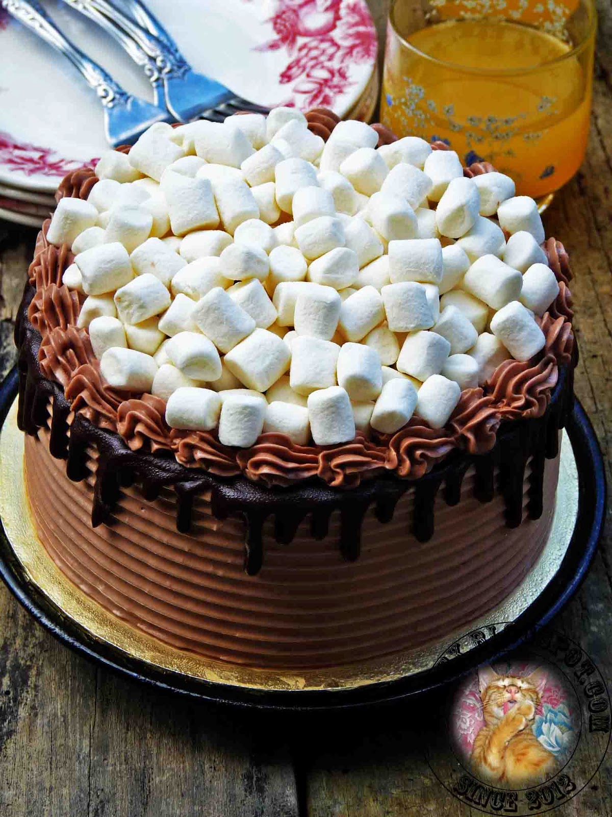 syapex kitchen: Chocolate Nutella Cake with Nutella Buttercream