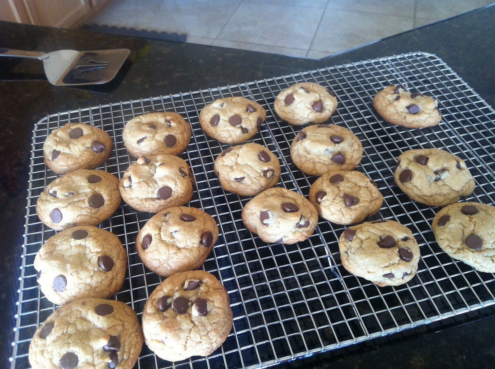 The Wannabe Redheaded Baker: Table Talk - Chocolate Chip Cookies