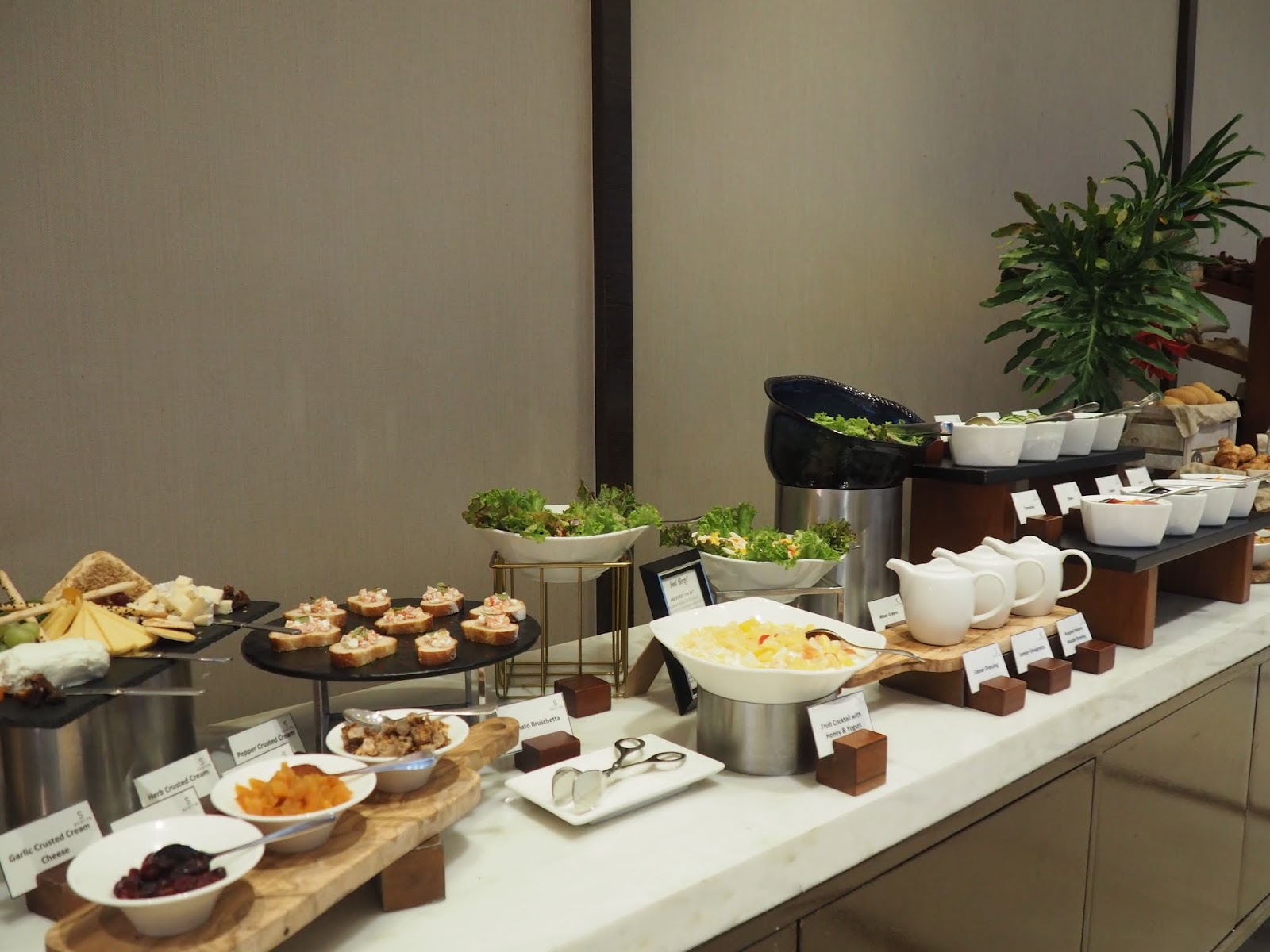 VinaTraveler's Blog: "Ascott BGC Manila", The Most Amazing Luxury ...