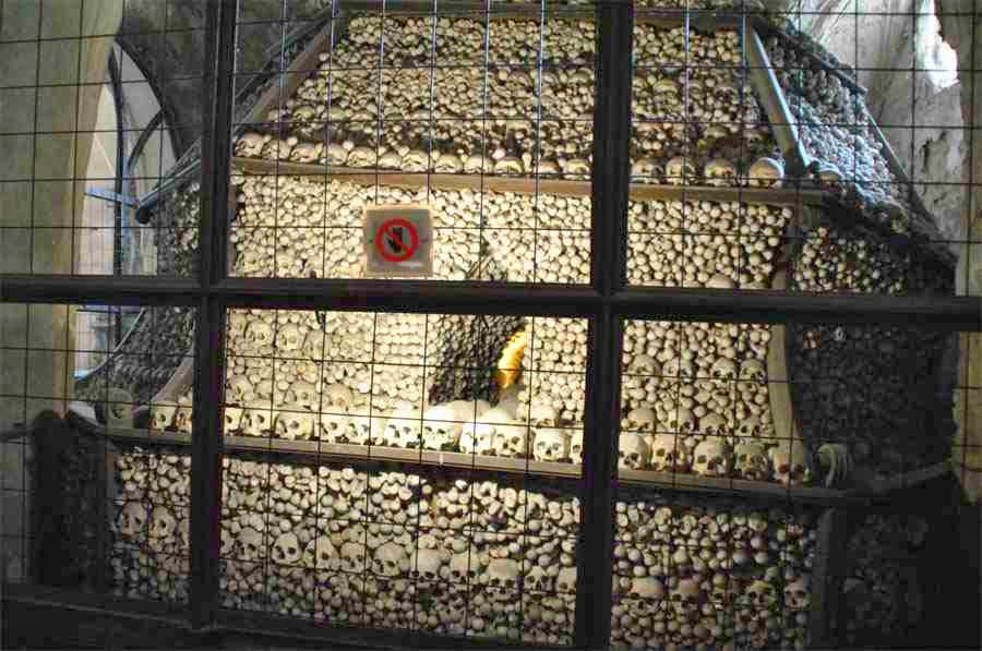 Lexa Cain: Hauntings: Kutna Hora's 'Bone' Church, Sedlec Ossuary