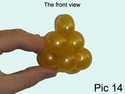 Balloon animals twisting instructions: Doll balloon crown