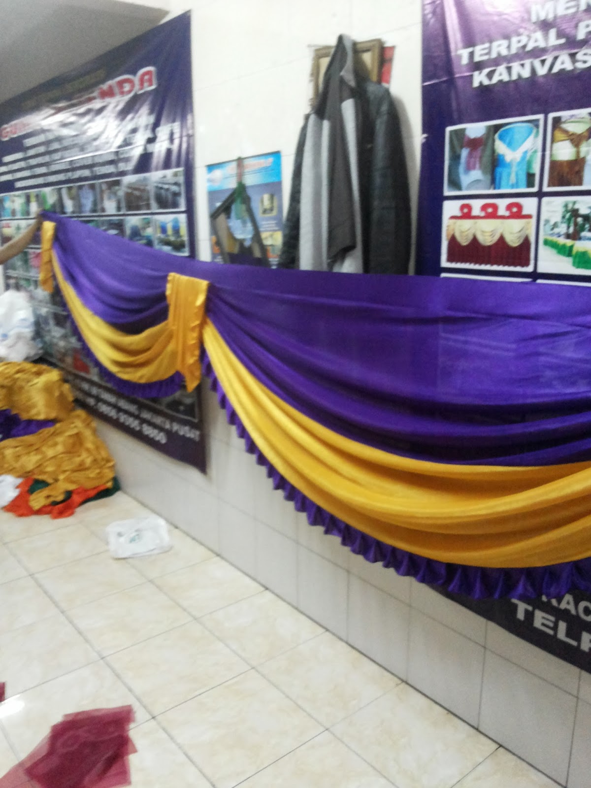 sarung kursi dan perlengkapan dekorasi: rumbay tenda murah