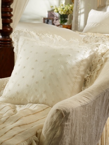 Eye For Design: Decorate With Lace For Romantic Interiors.......In Time ...