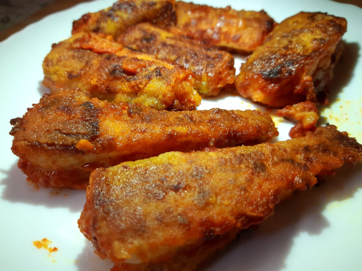 आटे से करे कुरकुरी बोमबील फिश फ्राई जो टूटेगी नहीं और कुरकुरी बनेगी l ...