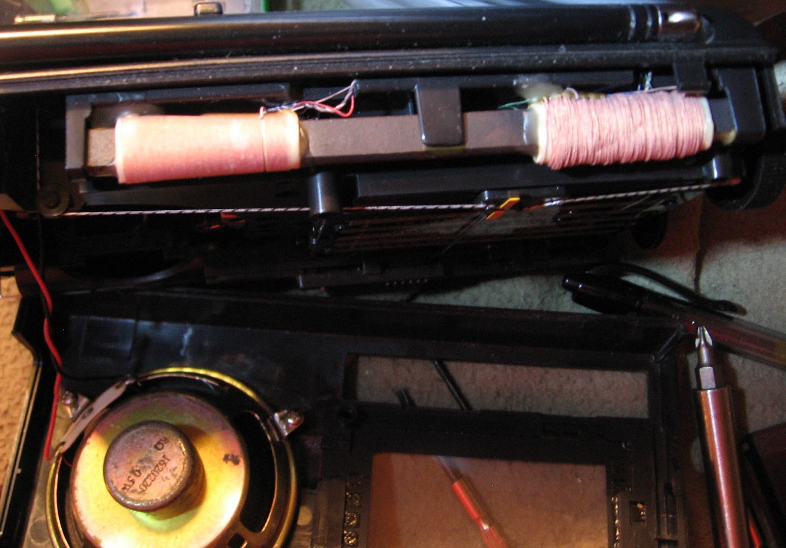 Interrock Nation: MW DXing with the Realistic DX-350 / Sangean SG-700L