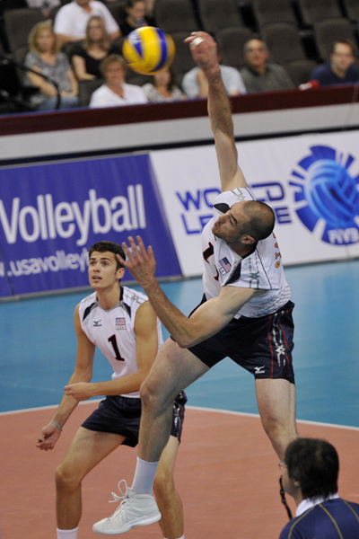 BOM BRASILEIRO: LIGA MUNDIAL DE VOLEI