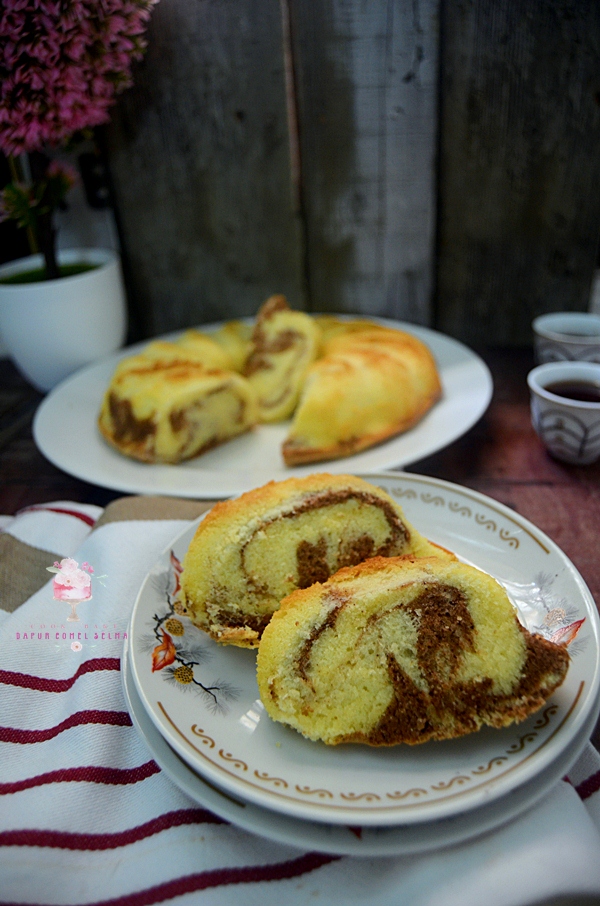 Marmer Cake Pak Sahak | Dapur Comel Selma