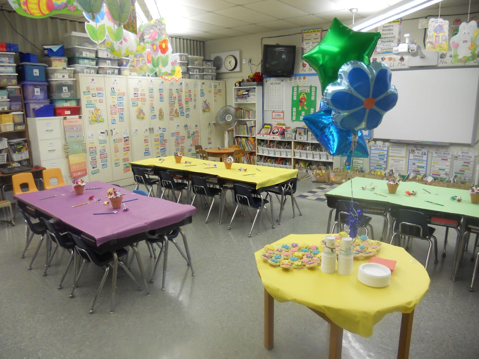First Grade is Wonderful!: Author's Tea
