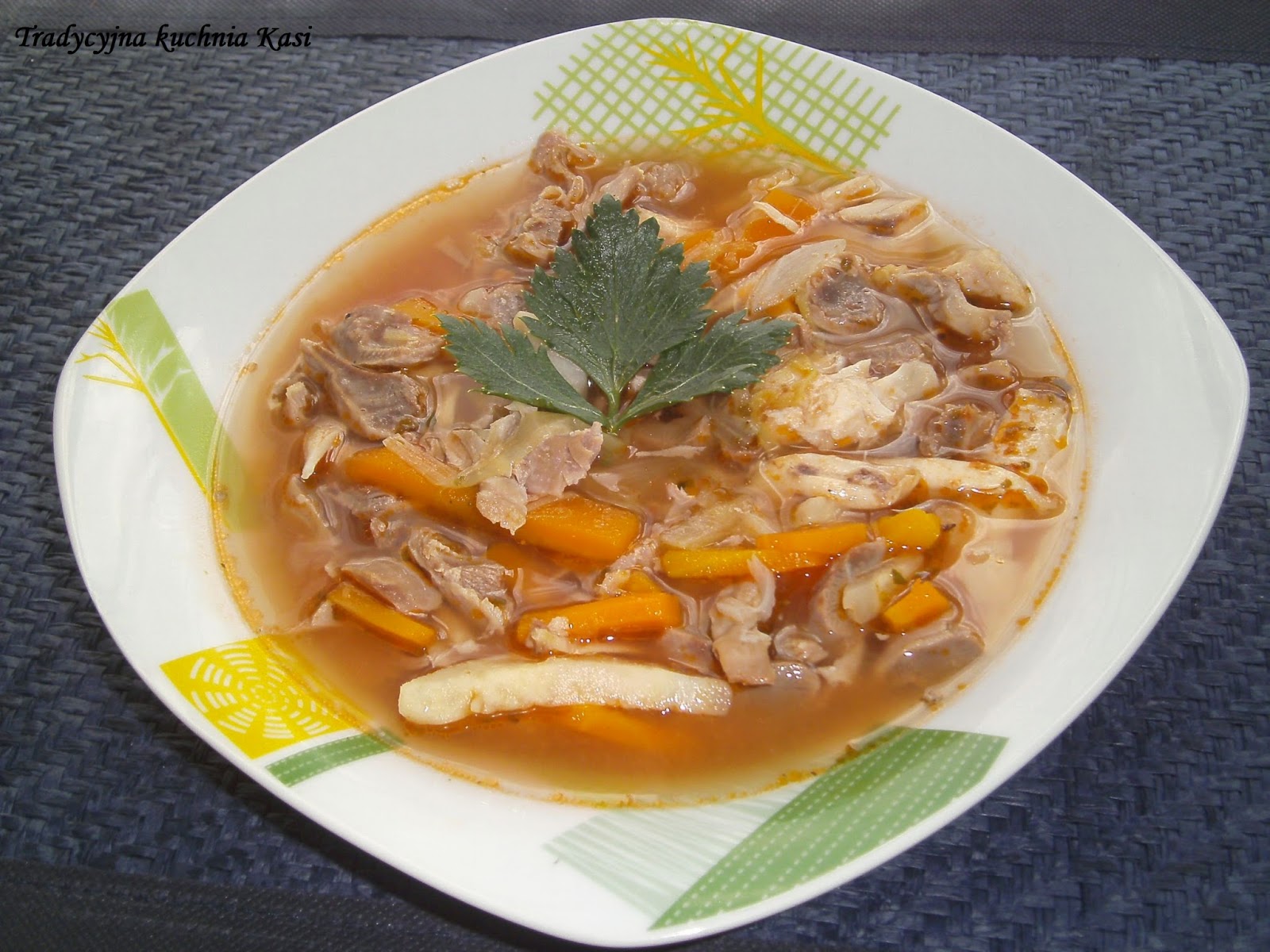 Tradycyjna kuchnia Kasi: Flaczki z żołądków drobiowych