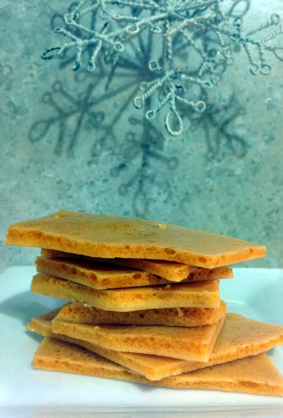 A Couple in the Kitchen: Christmas Countdown: Honeycomb Brittle