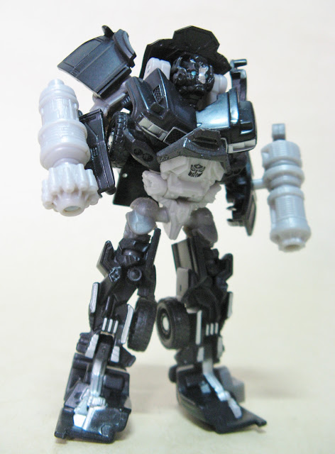 Transformers : Dark of the Moon Cyberverse Commander class IRONHIDE變形金剛 ...