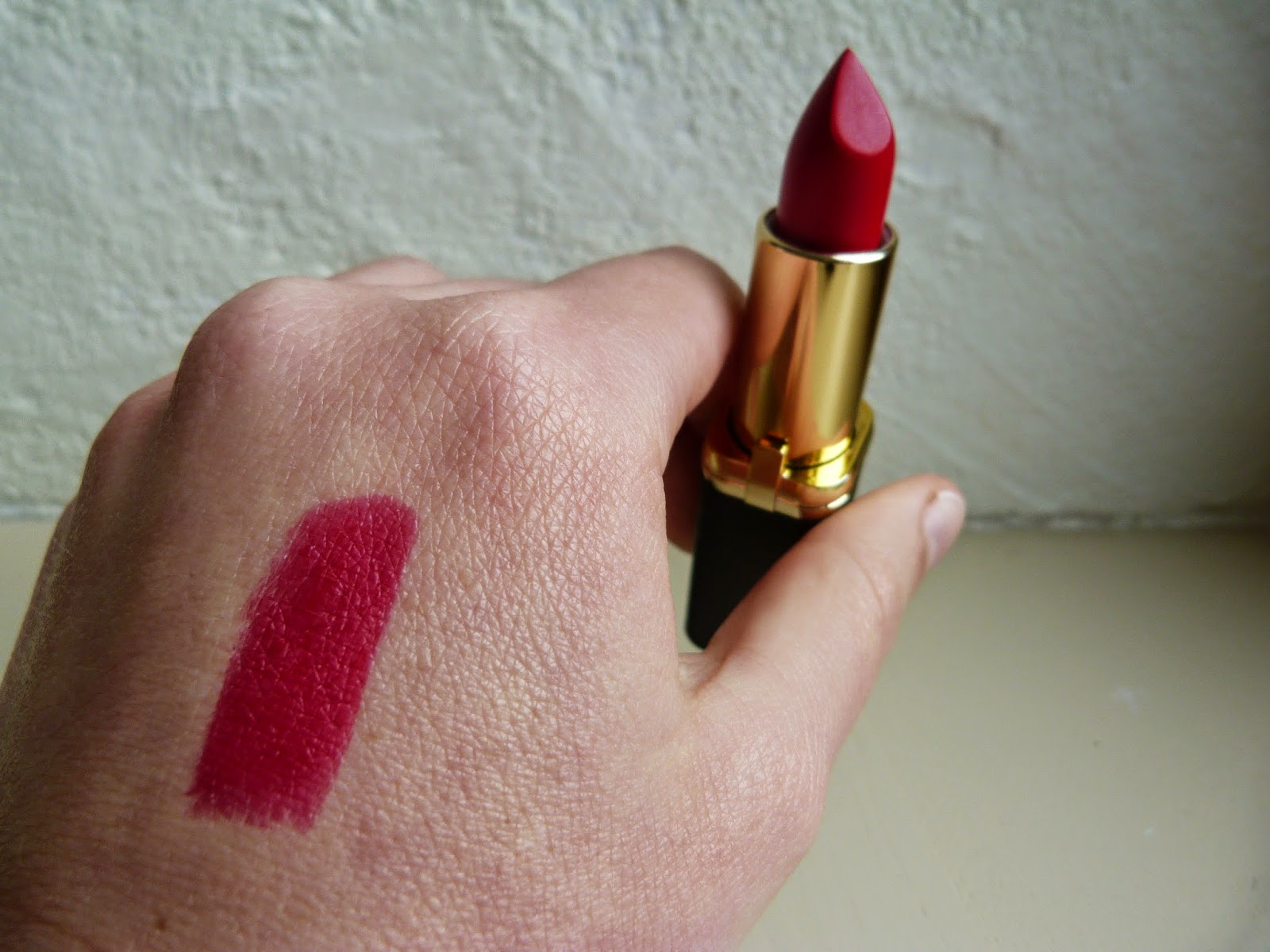La framboise magique: Maquillage de fêtes : un rouge mat pour une ...