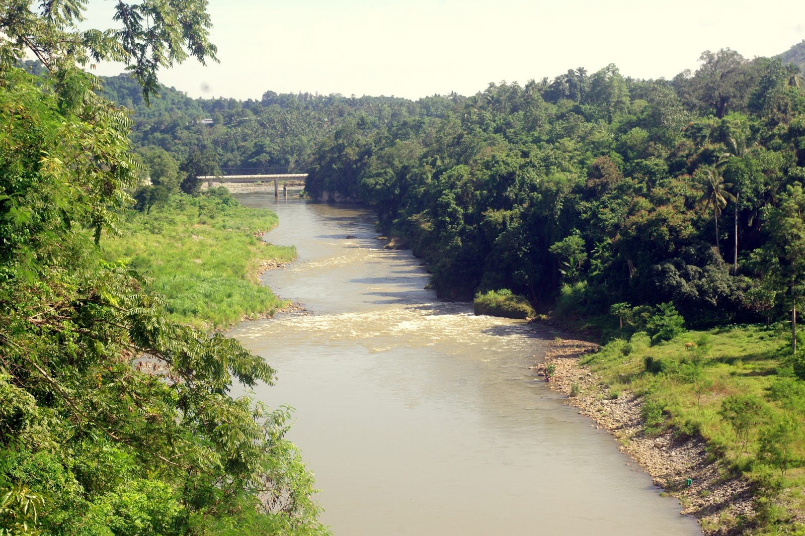 noel autor: Cagayan River, CDO's Natural Identifying Terrain Feature