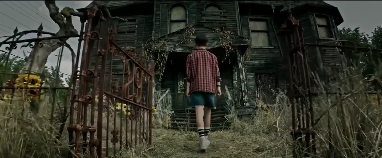 Zombies and Dice: The IT Spot: New trailer AND Rereading part 6