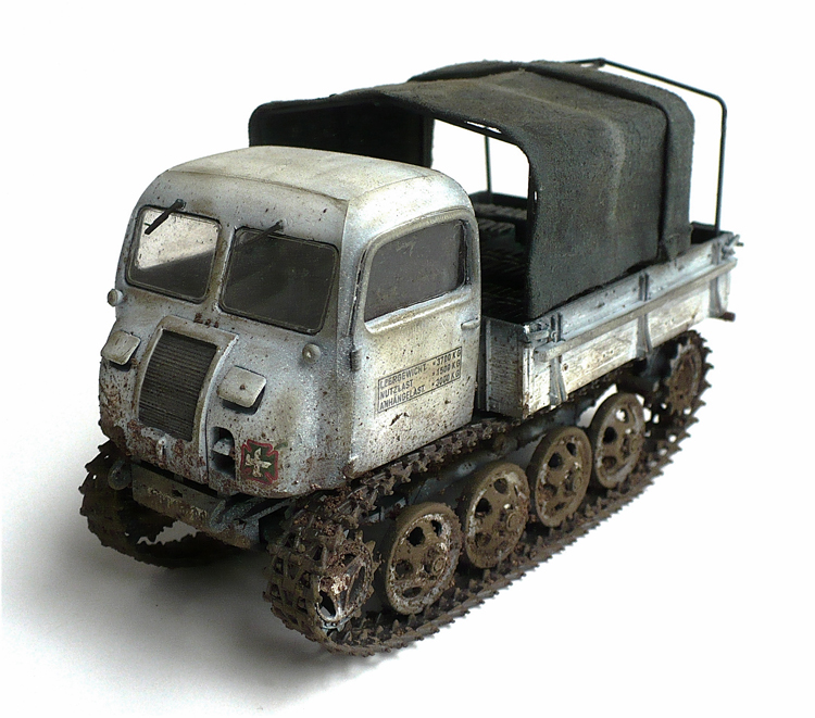 The Great Canadian Model Builders Web Page!: STEYR RSO 1 Tractor